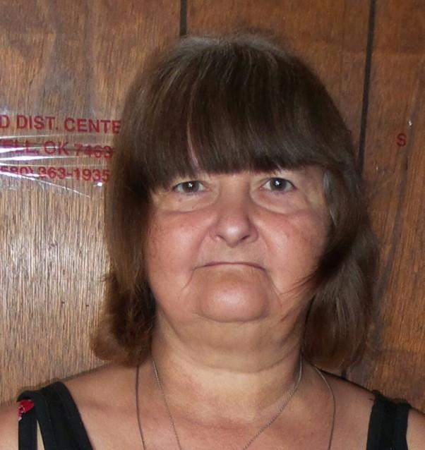 Kelly Moses's Instagram, Twitter & Facebook on IDCrawl