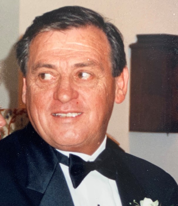 John Blades's Instagram, Twitter & Facebook on IDCrawl