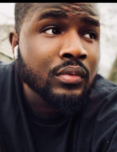 Christopher Huntley's Instagram, Twitter & Facebook on IDCrawl