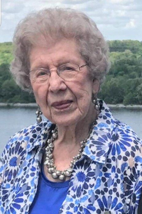 Sarah Anne Bennett Debter – Quad Cities Daily