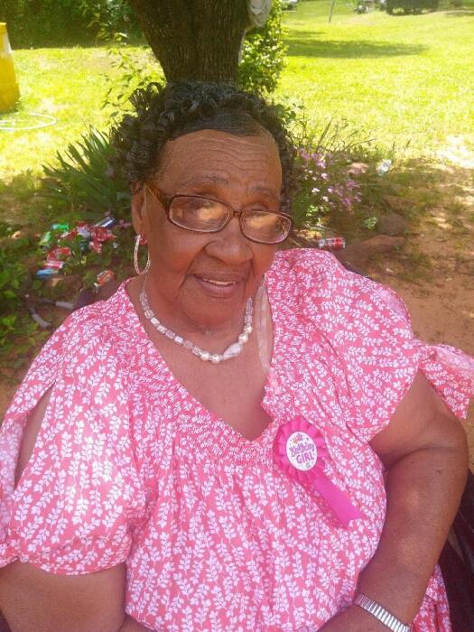 Christina Huff's Instagram, Twitter & Facebook on IDCrawl