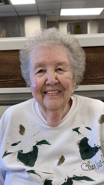 Kaylee Bailey's Instagram, Twitter & Facebook on IDCrawl