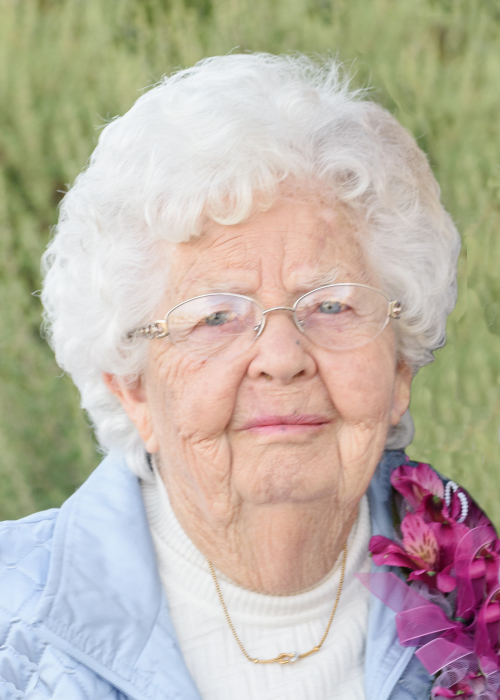 Constance Joy's Instagram, Twitter & Facebook on IDCrawl