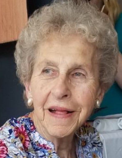 Rebecca Mccombs's Instagram, Twitter & Facebook on IDCrawl