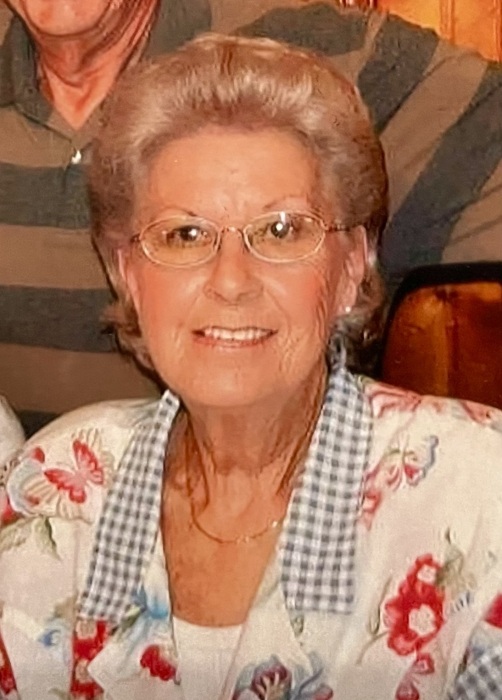 Helen Potts's Instagram, Twitter & Facebook on IDCrawl