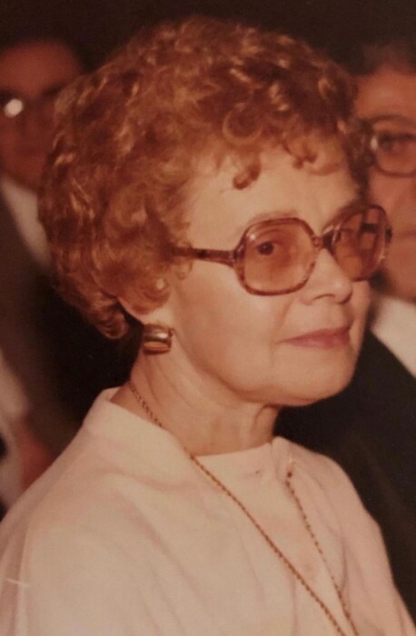 Christine Robb's Instagram, Twitter & Facebook on IDCrawl