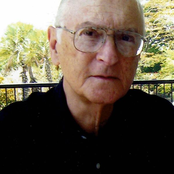 Oliver Rothschild's Instagram, Twitter & Facebook on IDCrawl