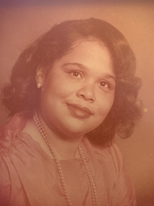 Elise Whitehead's Instagram, Twitter & Facebook on IDCrawl