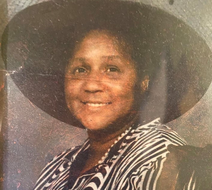 Anna Carter's Instagram, Twitter & Facebook on IDCrawl