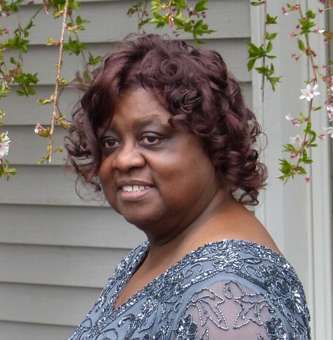 Eva Hill's Instagram, Twitter & Facebook on IDCrawl