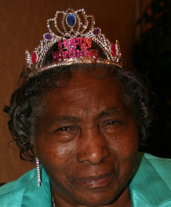 Cheryl Covington's Instagram, Twitter & Facebook on IDCrawl