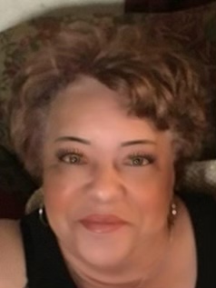 Renee Seals's Instagram, Twitter & Facebook on IDCrawl