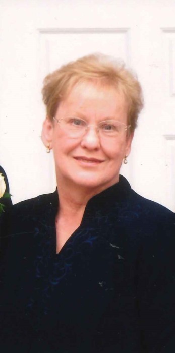 Caroline Stephenson's Instagram, Twitter & Facebook on IDCrawl