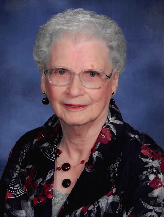 Elizabeth Lou's Instagram, Twitter & Facebook on IDCrawl