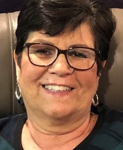 Susan Deschenes's Instagram, Twitter & Facebook on IDCrawl