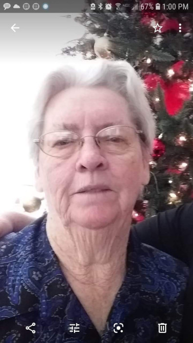 Cynthia Lawless's Instagram, Twitter & Facebook on IDCrawl