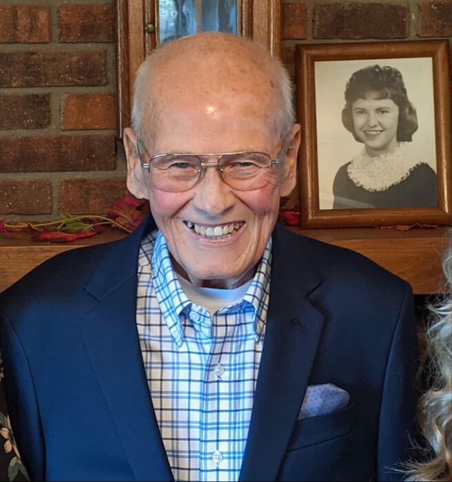 Roy Russell's Instagram, Twitter & Facebook on IDCrawl