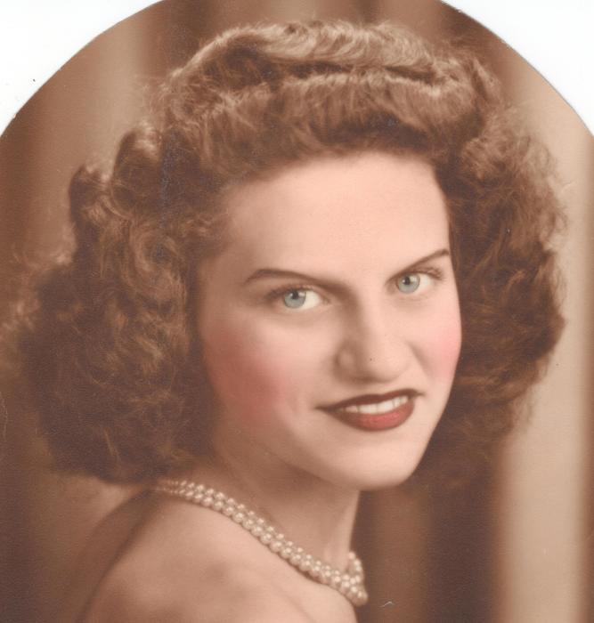 Kathy Martinelli's Instagram, Twitter & Facebook on IDCrawl