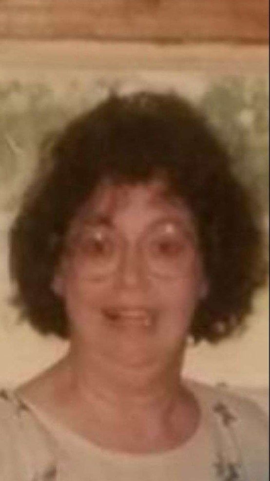 Johnette Davis's Instagram, Twitter & Facebook on IDCrawl