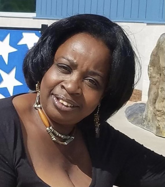 Iris Taylor's Instagram, Twitter & Facebook on IDCrawl