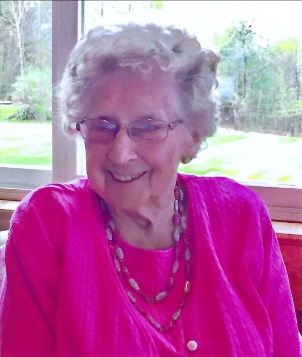 Helen Butler's Instagram, Twitter & Facebook on IDCrawl