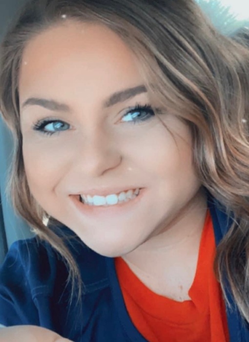 Emily Banks's Instagram, Twitter & Facebook on IDCrawl