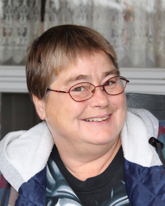 Lisa Powell's Instagram, Twitter & Facebook on IDCrawl