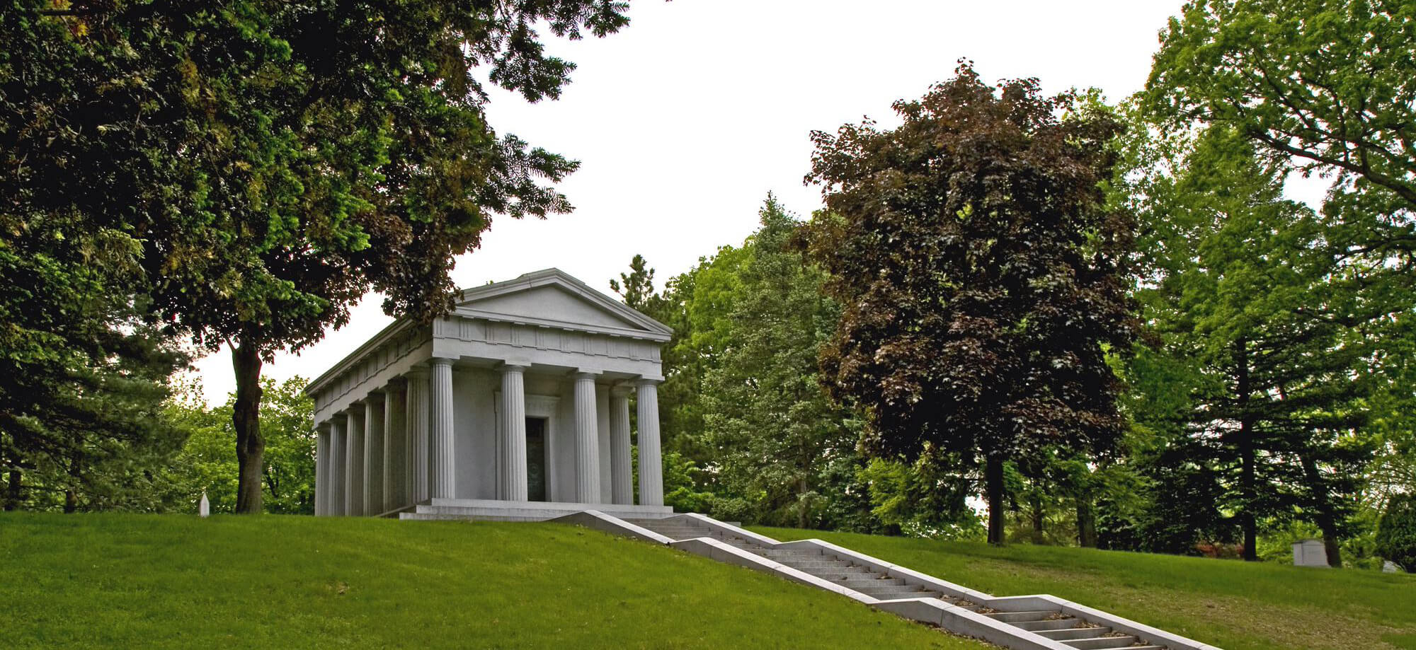 Woodlawn Cemetery | Detroit MI funeral home and cremation