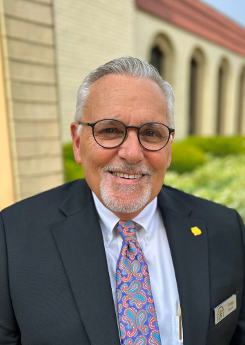 Our Team | Amos Family Funeral Home | Funeral Homes in Shawnee KS