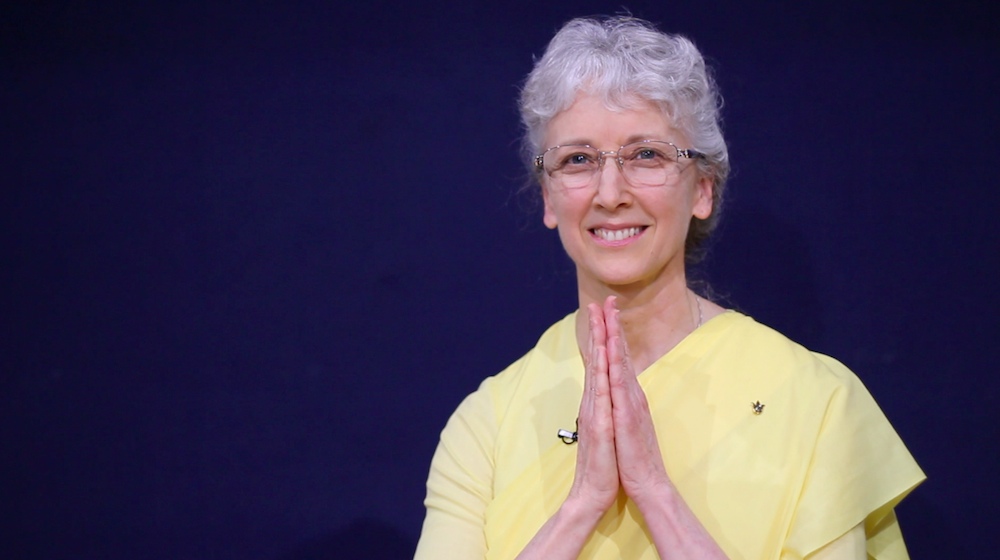 WATCH: The Power of Silent Meditation Retreats - Conscious Living TV