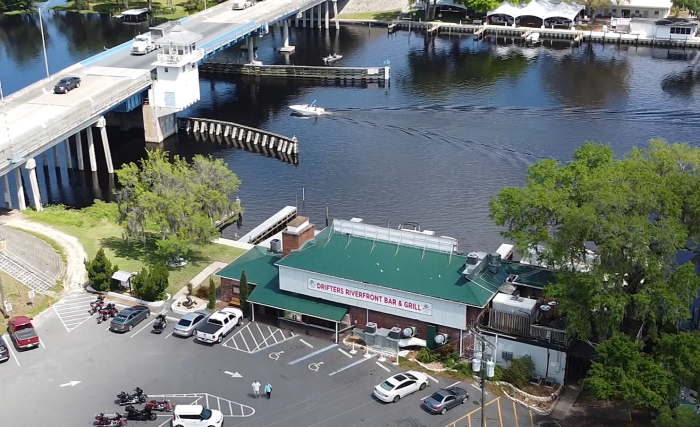 DRIFTERS RIVERFRONT BAR AND GRILLE-ASTOR FL - Events - Village Vettes ...
