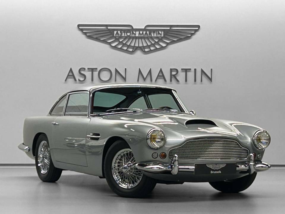 Area 5 DB4 Technical Talk by Andy Chapman - Events - Aston Martin ...
