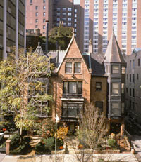 John Wellborn Root's home on Astor Street. He designed The Rookery (209 ...