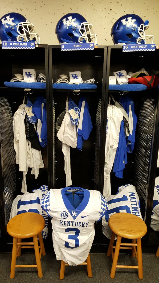 Tom Kalinowski 40th Fundraiser - University of Kentucky Varsity Letter ...