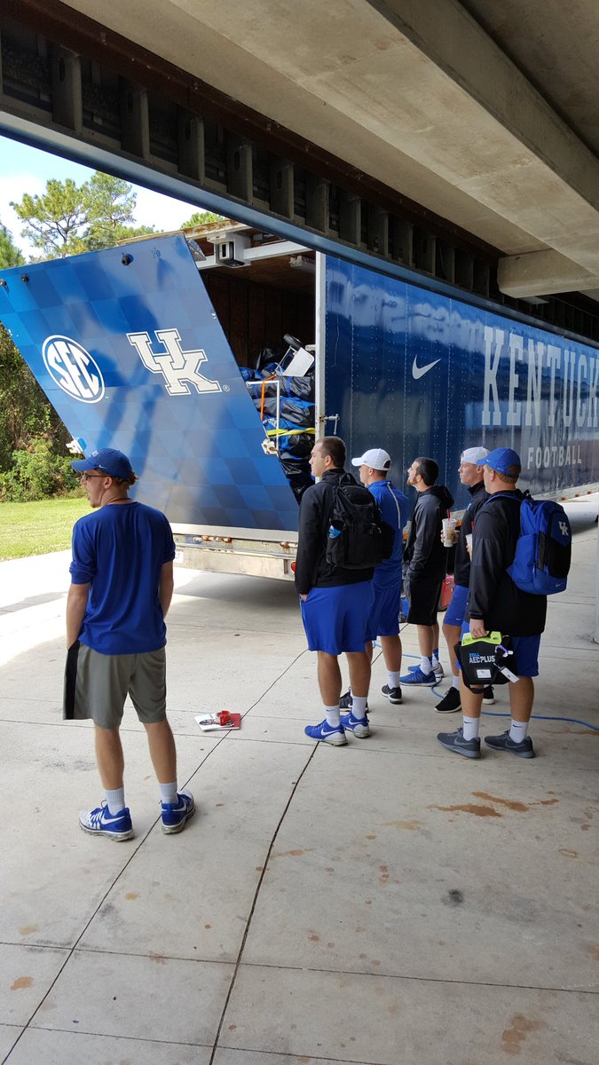 Tom Kalinowski 40th Fundraiser - University of Kentucky Varsity Letter ...