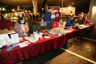 Float Volunteering - La Cañada Flintridge Tournament of Roses Association