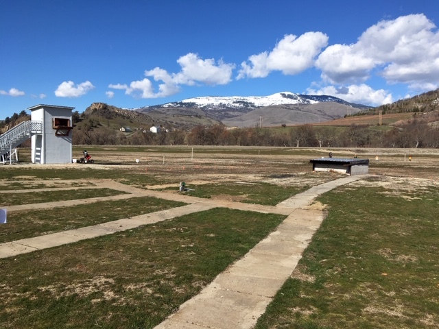 5 STAND SPORTING CLAYS