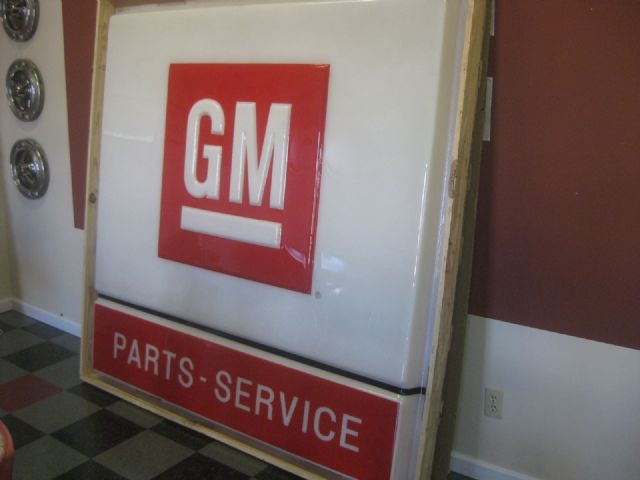 Vintage GM Parts & Service sign - Springfield, Illinois