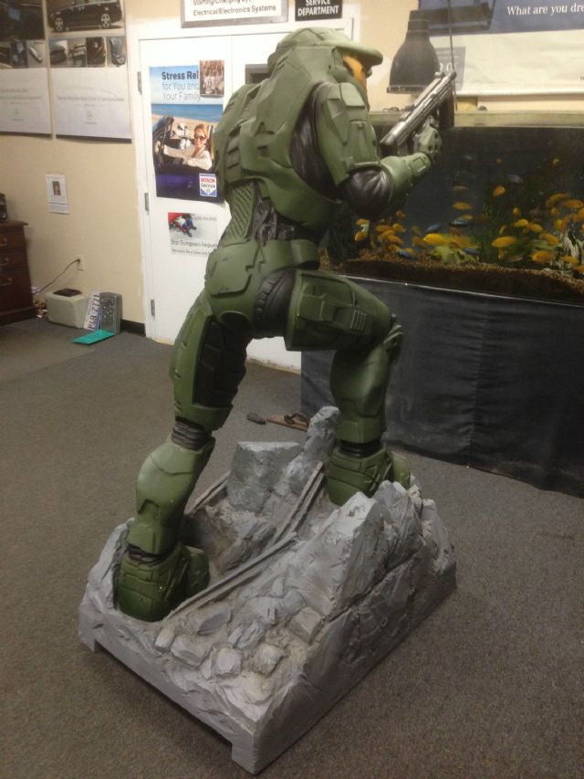 Life Size HALO Master Chief SUPER RARE!!! - Aurora, Illinois