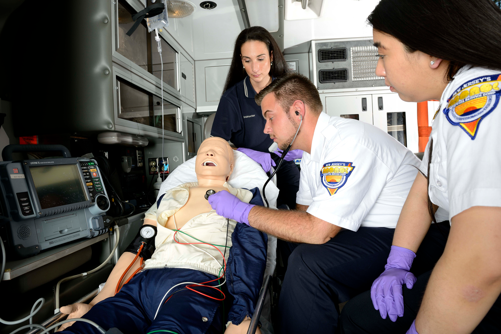 Mobile Medical Simulation Lab Unveiled in New Jersey