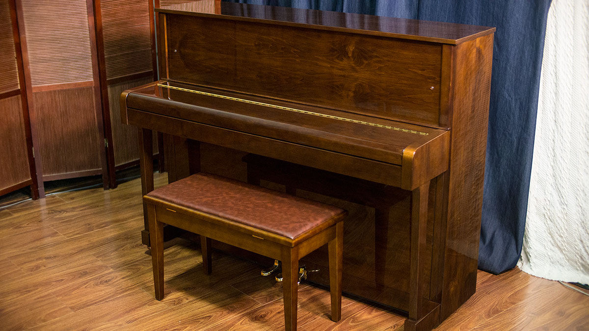New Weber W121 Upright Piano - Walnut Polish Finish - Online Piano Store