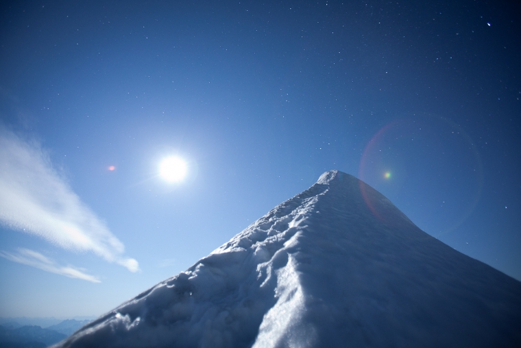 The Golden One, El Dorado | LIGHT AND DARKNESS