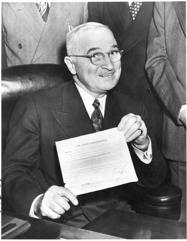 President Truman Poses with Loan Corporation | Harry S. Truman