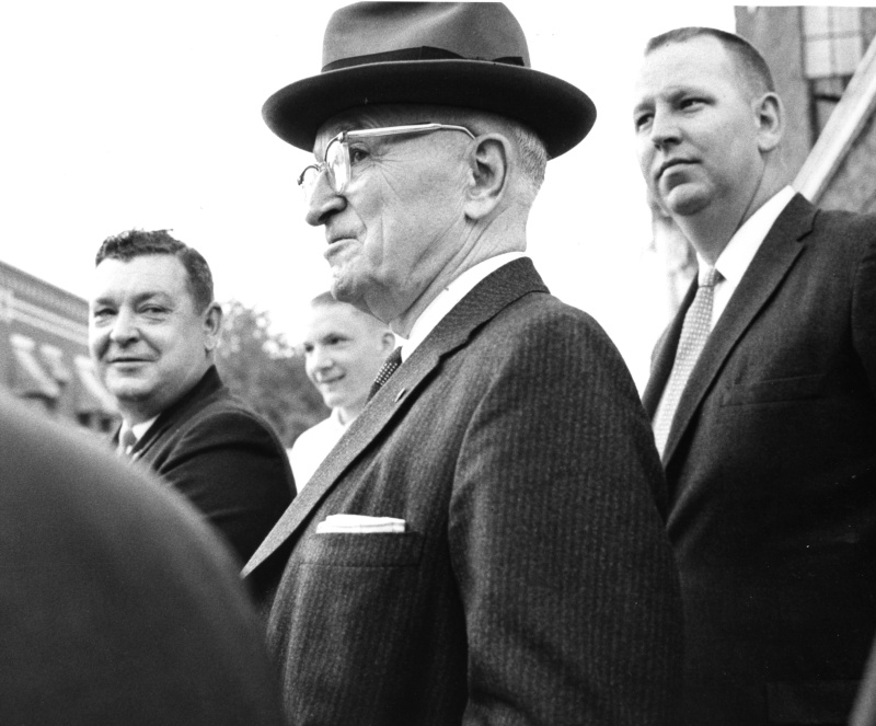 Former President Truman walking through the streets of Evansville ...
