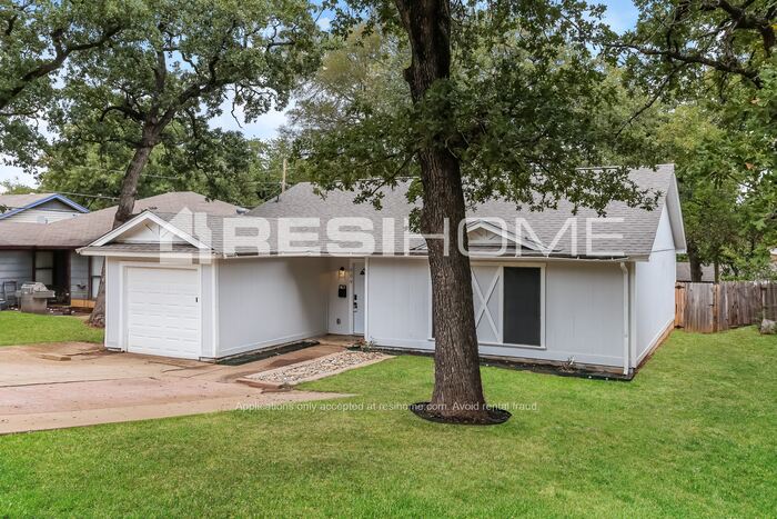909 Winnie Street, Fort Worth, Texas 76112 | ResiHome