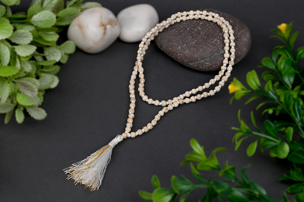 Get a Tulsi mala with original tulsi beads @INR 225 - Rudraksha ratna ...