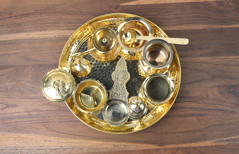 Maharaja Puja Thali with Ghanti Batti & Kapoor Aarti Diya Haldi KumKum ...