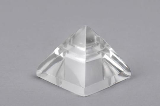 Sphatik Pyramid - II - Rudraksha Ratna - Rudra Centre