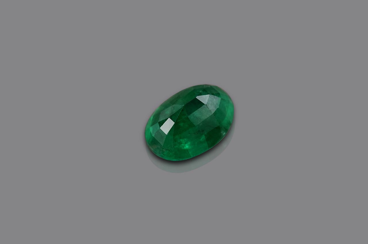 Emerald 6 carats Zambian - Rudra Centre