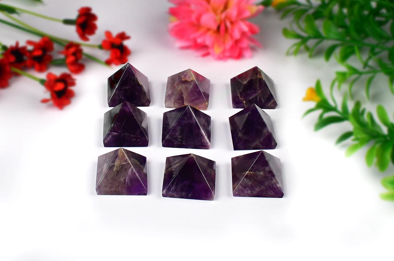 Amethyst Pyramid - Rudra Centre
